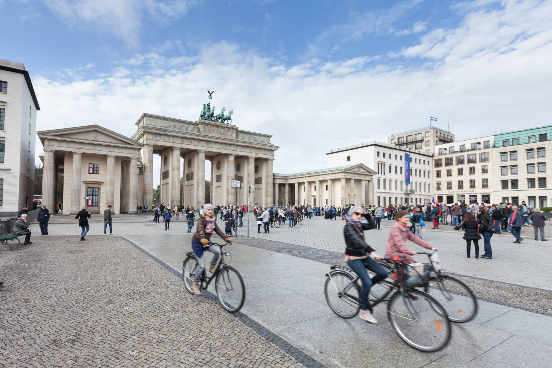 Berlin autofrei – das Experiment Friedrichstraße